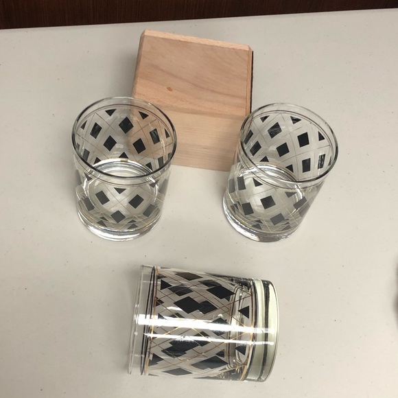 Vintage | Dining | Vintage Modern Black Gold Diamond Rocks Glasses ...